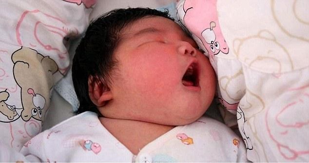 Монгол Улсын гурван сая дахь иргэн Өмнөговь аймагт мэндэллээ
