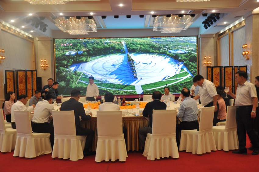 ӨМӨЗО НЫ ШИЛИЙН ГОЛ АЙМАГТ АЙЛЧЛАЛ ХИЙЛЭЭ