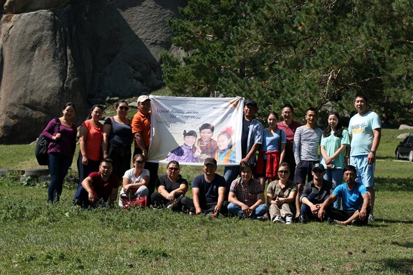 Зөв залуус клубын залуус Борнуур суманд